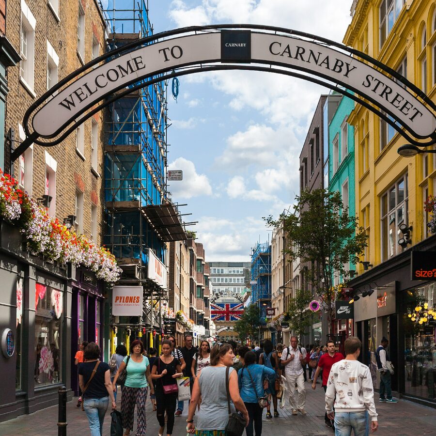 Carnaby Street à Londres : Plongez dans la Mode des Années 60 • Come to ...