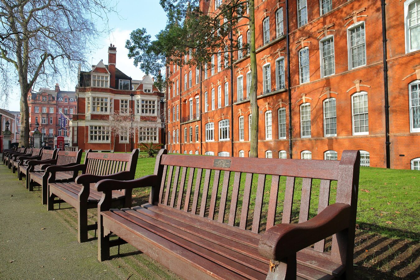 Mayfair, Londres : Élégance, Culture et Shopping de Luxe • Come to London