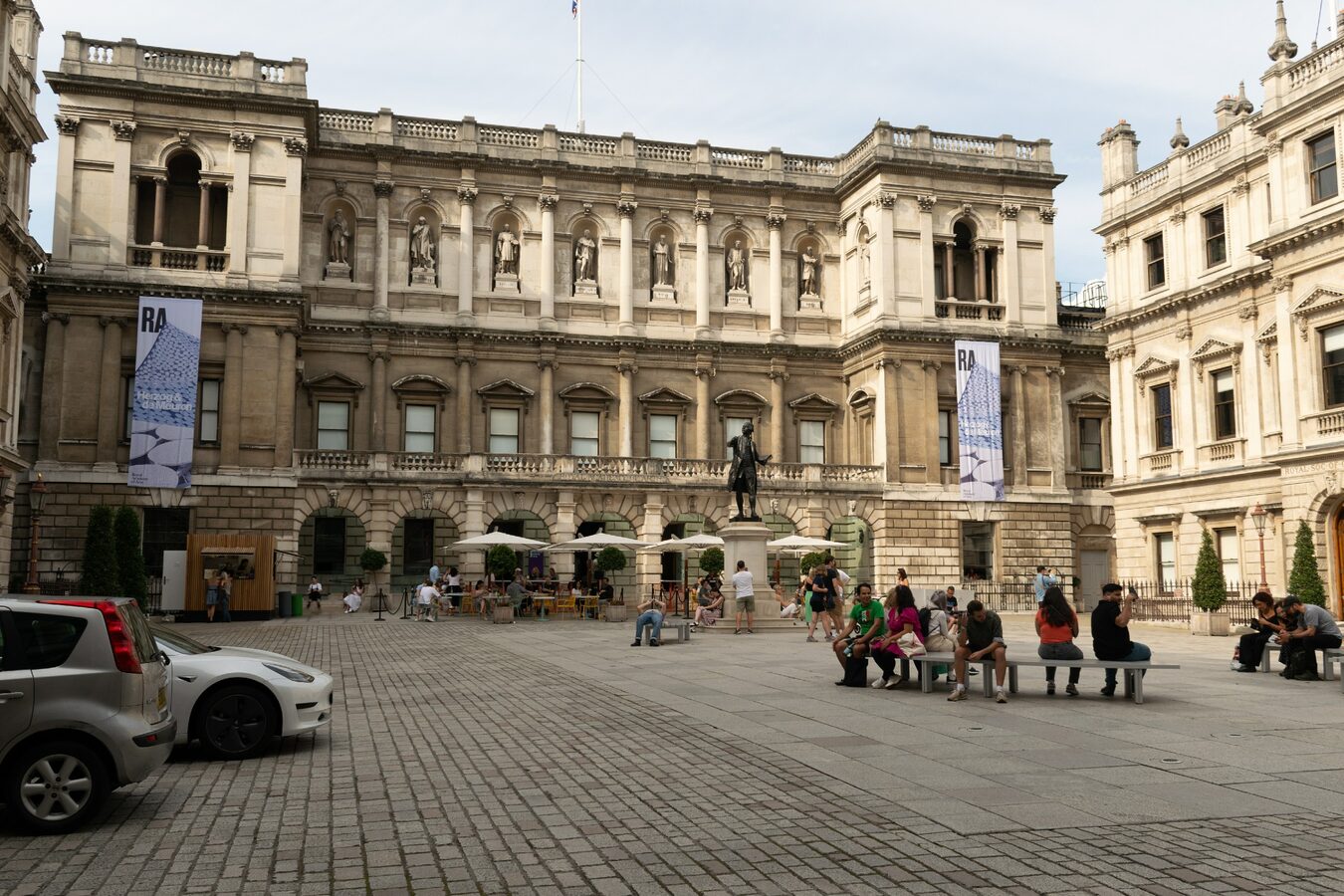 Mayfair, Londres : Élégance, Culture et Shopping de Luxe • Come to London