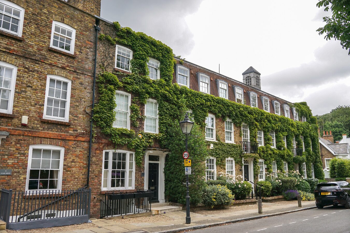 Explore Hampstead Village • Come to London