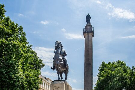 Nelson's Column in Trafalgar Square: Tribute to the Admiral • Come to ...