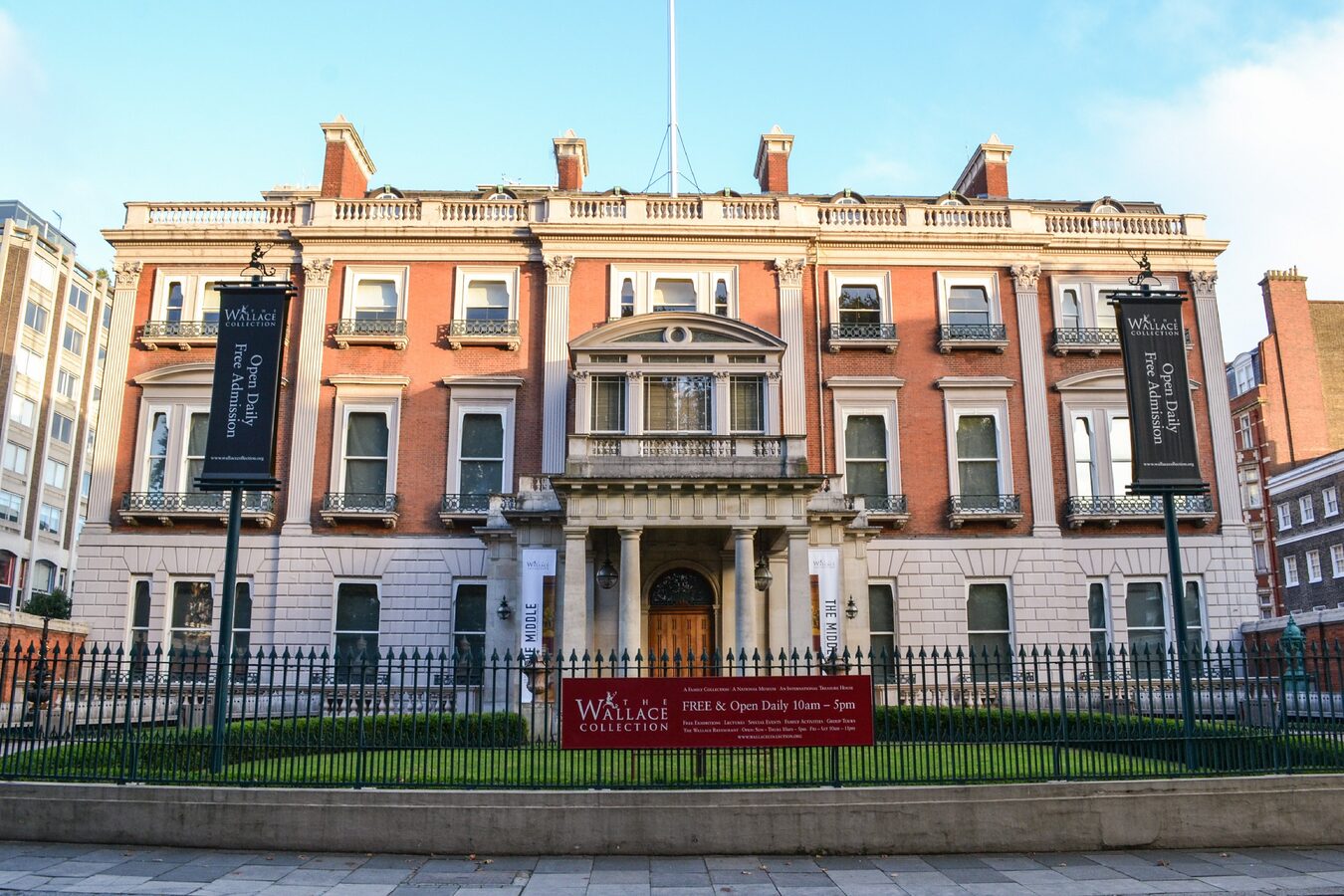 Japan House: Cultural Art Hub • Come to London