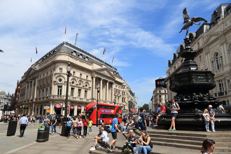 London in July: Festivals and Sunshine • Come to London