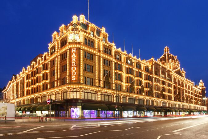 Harrods : Élégance et Luxe de l'Expérience Shopping • Come to London