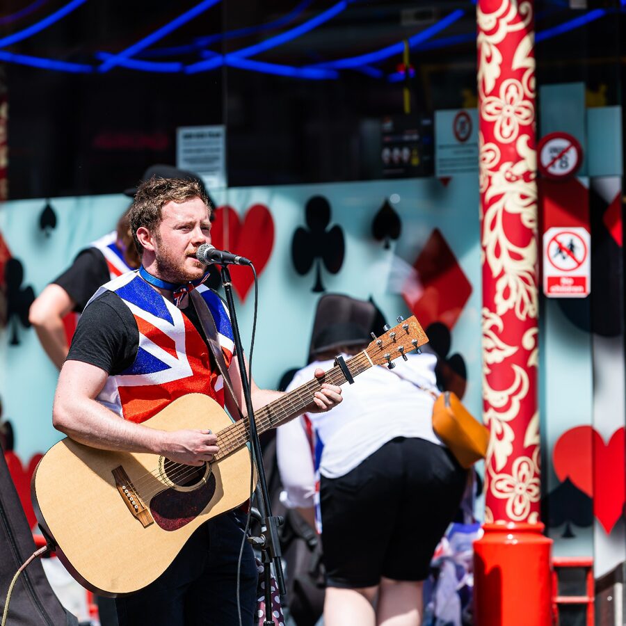 Vibrez au Rythme de Soho: Top des Lieux pour la Musique Live • Come to ...