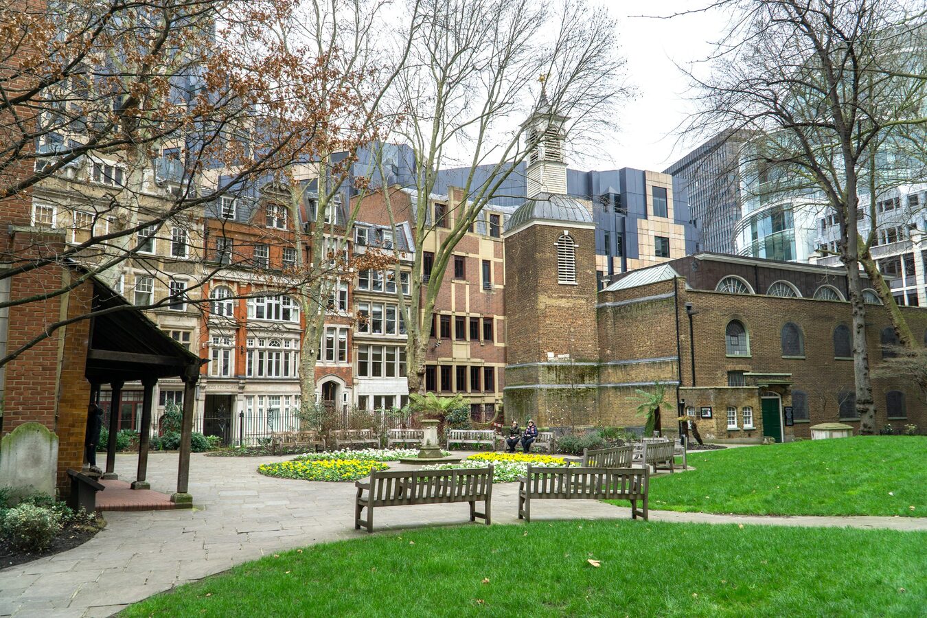 Visiting Postman's Park: Tips and Tricks • Come to London