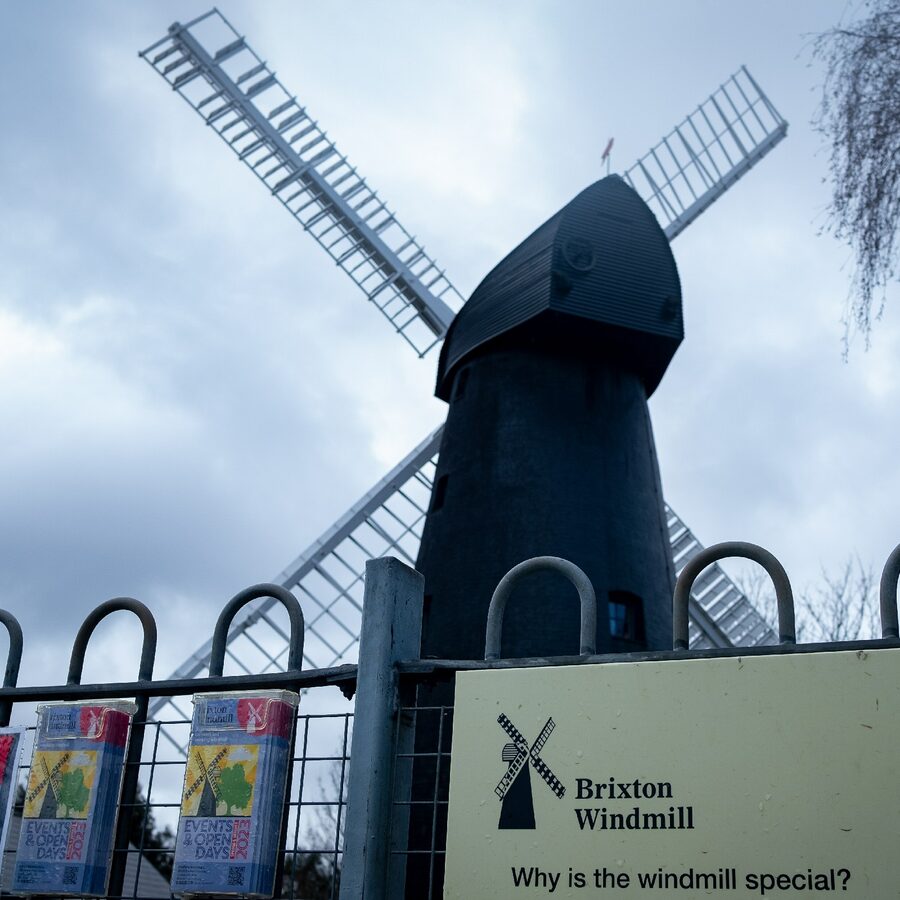 Découvrez le Brixton Windmill • Come to London